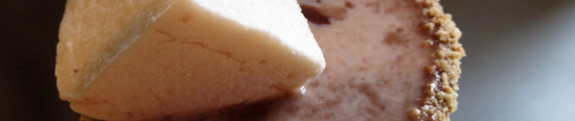 Decadent S’mores Hot Chocolate | Sweet Jumbles