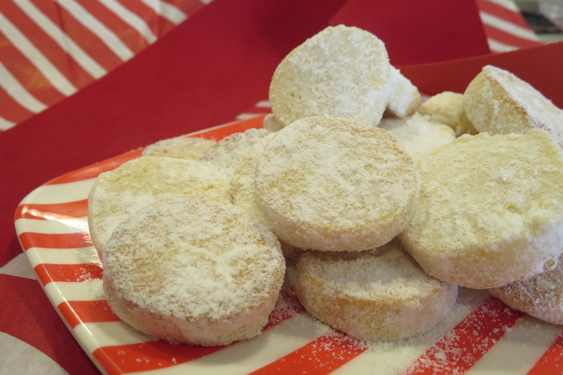Lemon Meltaways | Sweet Jumbles